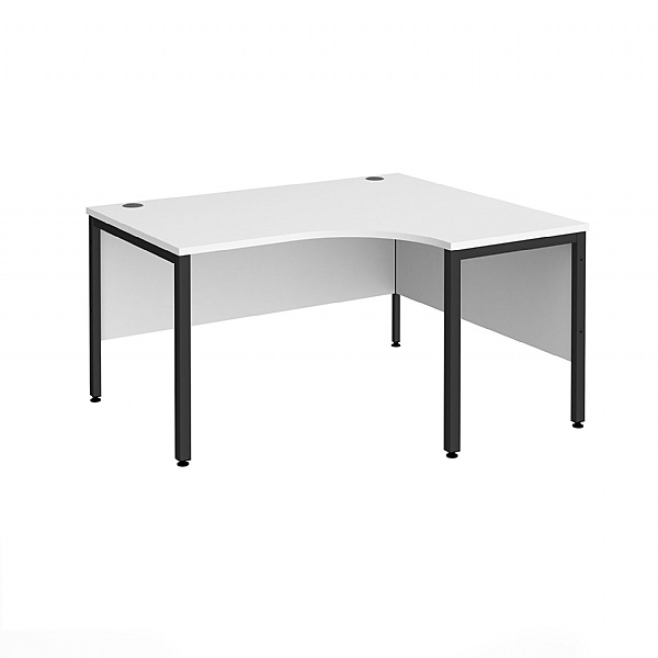 Oracle Ergonomic Corner Office Desk