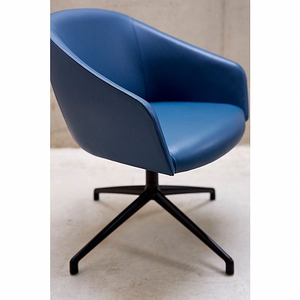 Boss Design Paloma Meeting Chair | Office Furniture Online