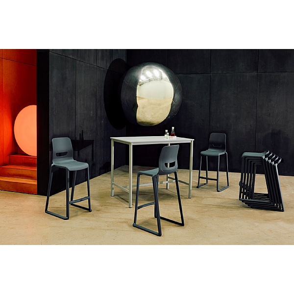 Postura One Piece High Back Stool
